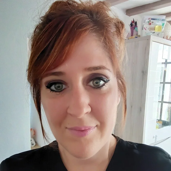 Nounou-top : Marine, assistante maternelle pro à Saint-germer-de-fly