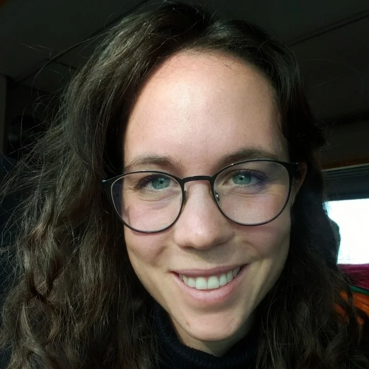 Cerca un babysitting - 20062 cassano d'adda, annuncio postato da Anna