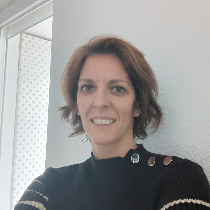 Annonce Nounou-Top propose un baby sitting à Bordeaux Sylvie