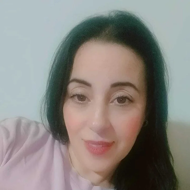 Ti-aiuto : Fatima, cerca faccende domestiche a Livorno