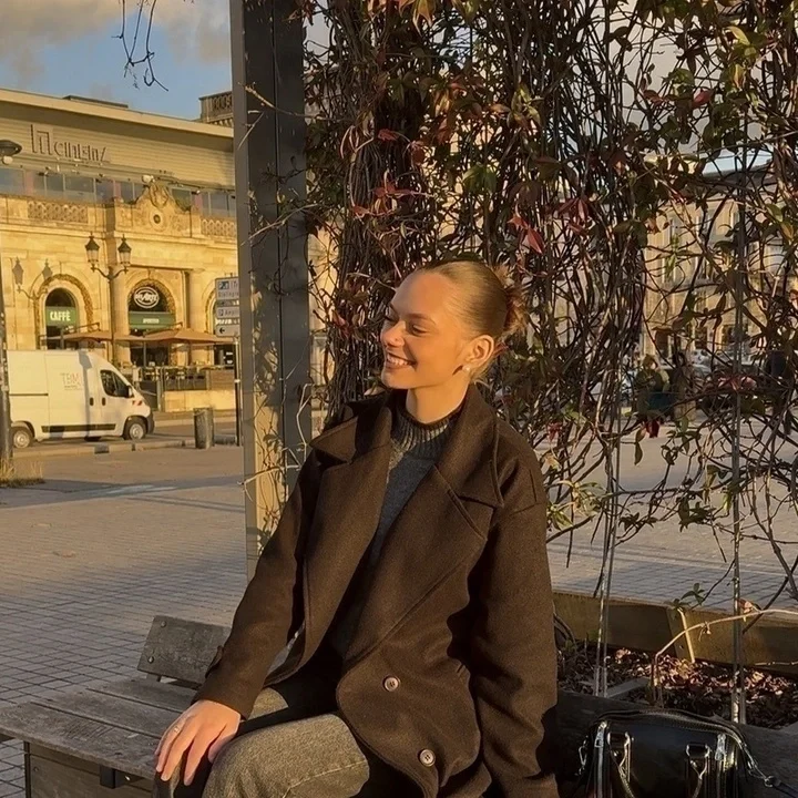 Annonce Nounou-Top babysitter à Bassens Lou-Ann