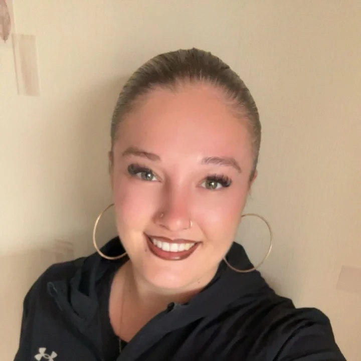 Stessy, baby-sitter à Lagny-sur-marne 77400 est sur Nounou-Top